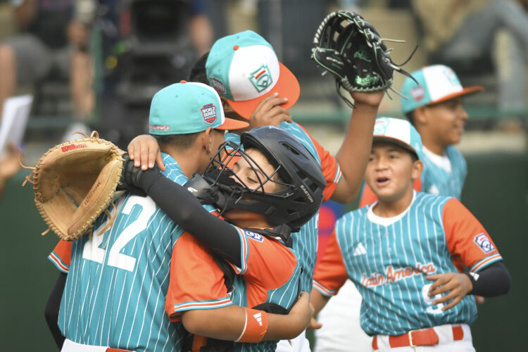 A three-run inning helped Venezuela defeat Japan and reach the ...